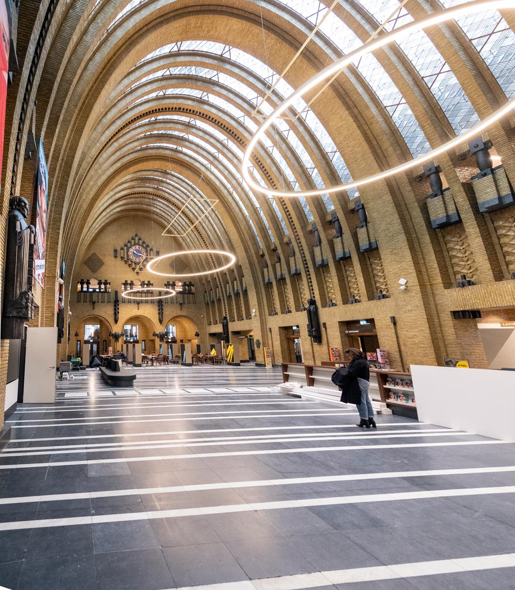 Bibliotheek Utrecht omlijst verhuizing met feestelijk programma ...